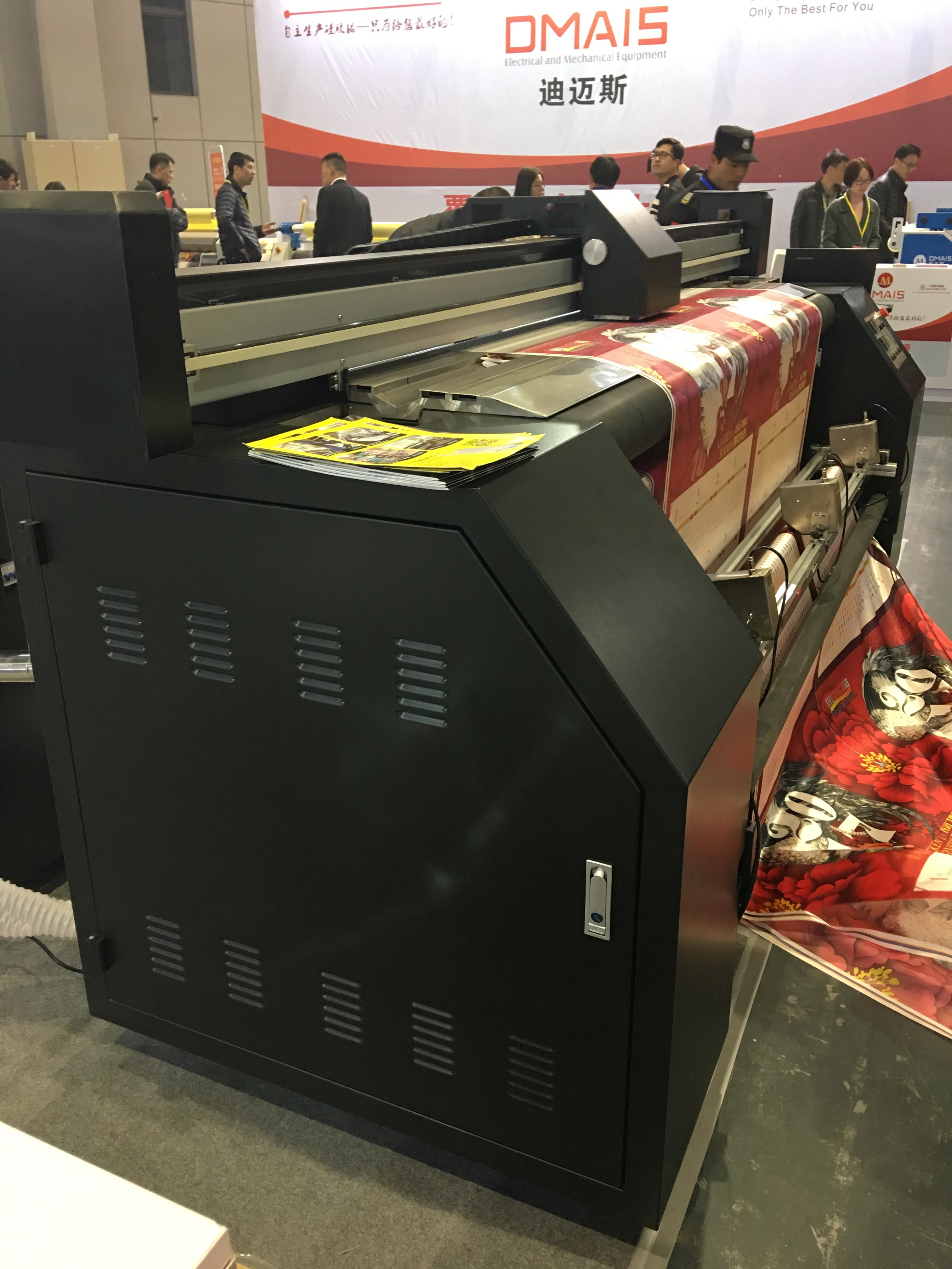 220v 240v Digital Textile Printing Equipment Inkjet Fabric Printing 